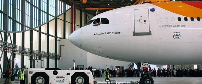 Todo lo que debes saber sobre los hangares de aviones: características usos y ventajas ...