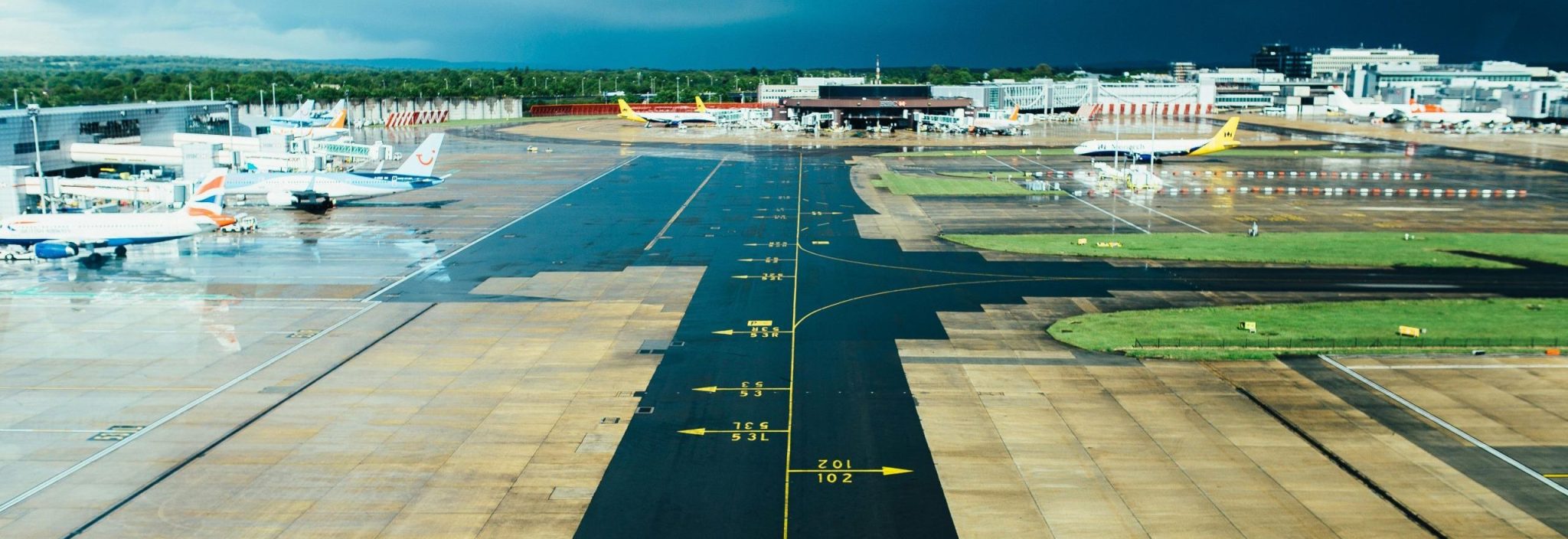 Todo sobre las calles de rodaje: guía completa para pilotos - Aeronaves ...
